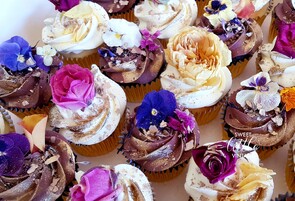 Sweet Little Vintage Cakes Darwin, NT. Australia | Sweet Little Vintage ...