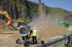 Dust suppression with fine water mist | CoolMist